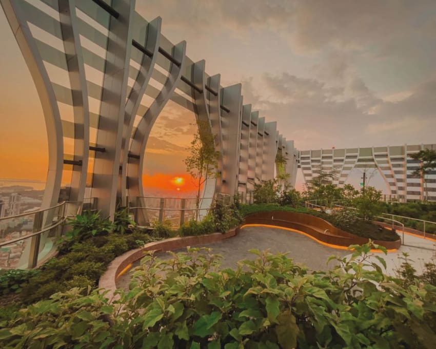 The 17 best rooftop bars in Singapore 2025 | ROADBOOK