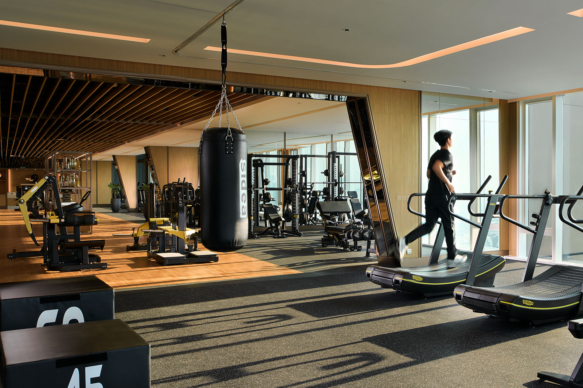 Hotel Fitness at Grande Centre Point Lumphini | Roadbook